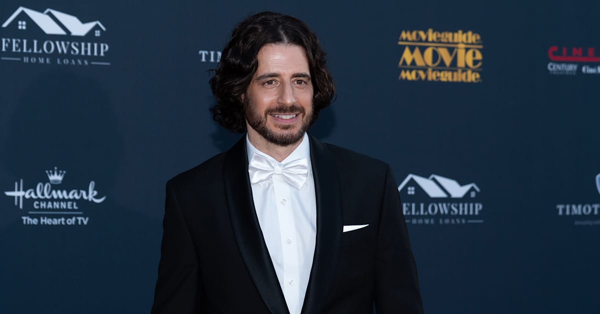 9 datos sobre Jonathan Roumie, el actor católico que interpreta a Jesús en la serie “The Chosen”