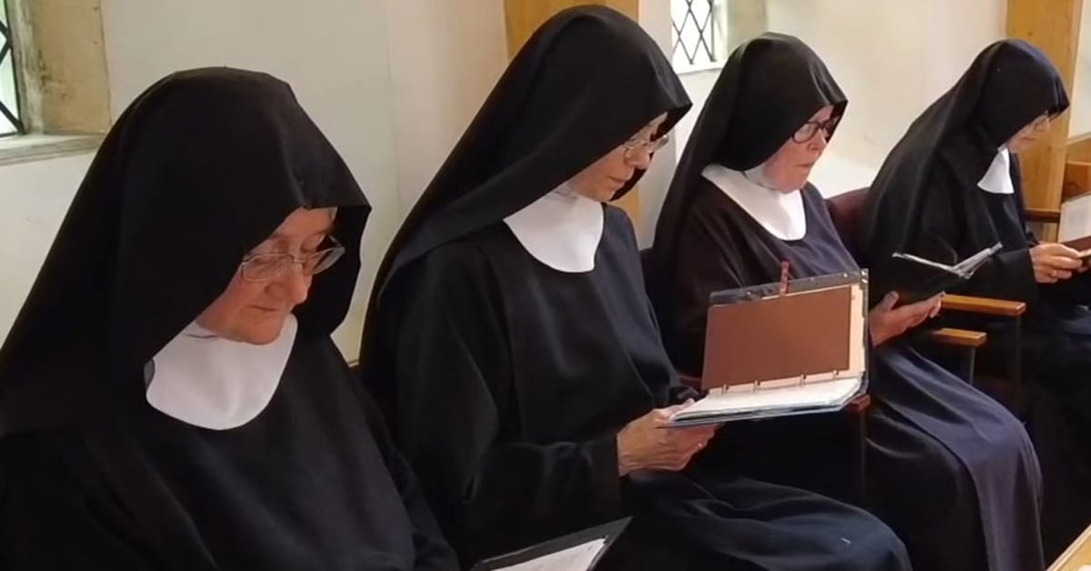 ¿Qué hacen las monjas todo el día? Así es la vida en una abadía hoy